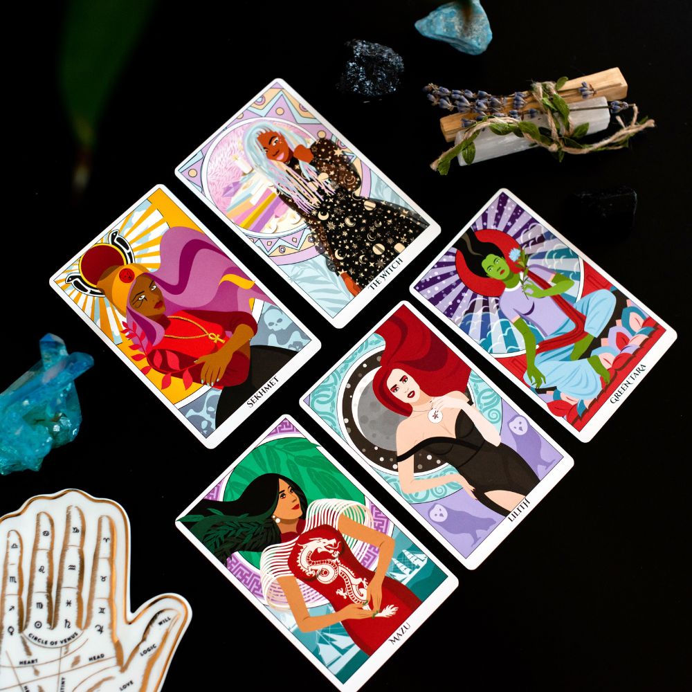 Modern Goddess Oracle Deck - A Divine Feminine Oracle Deck – Ethony Tarot
